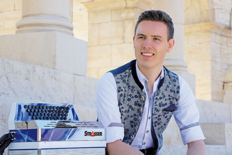 Simon Wild - Musiker und Entertainer mit der Steirischen Harmonika ...